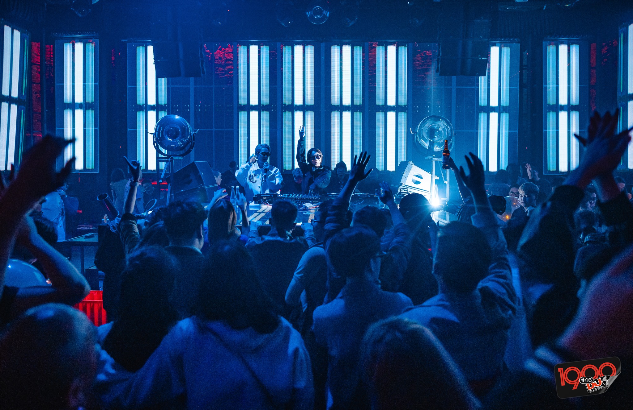 1900 LE THÉÂTRE BAR - Số 8B Tạ Hiện, Hà Nội | CHILL Vietnam