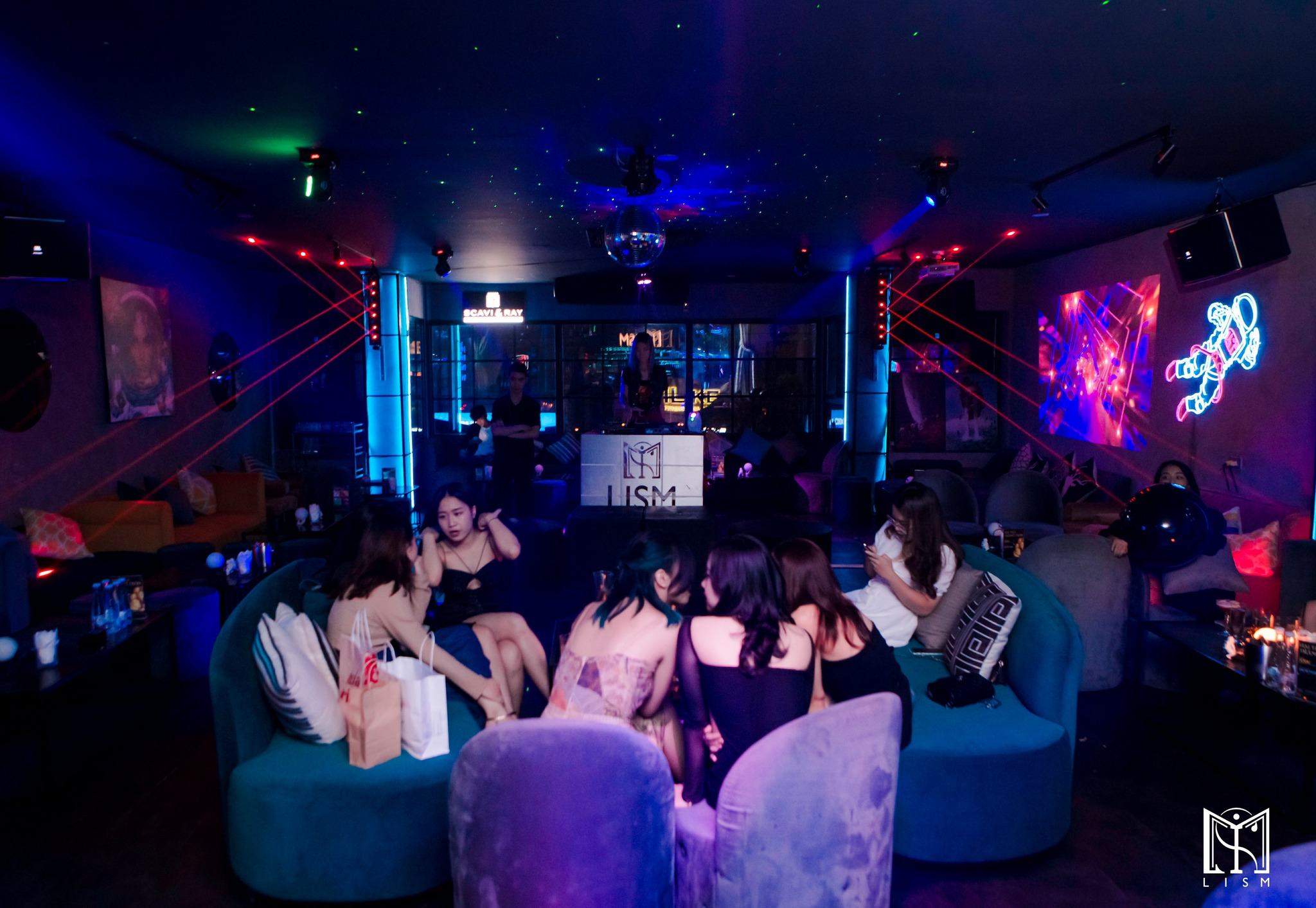 LISM Lounge- 90 Thái Thịnh