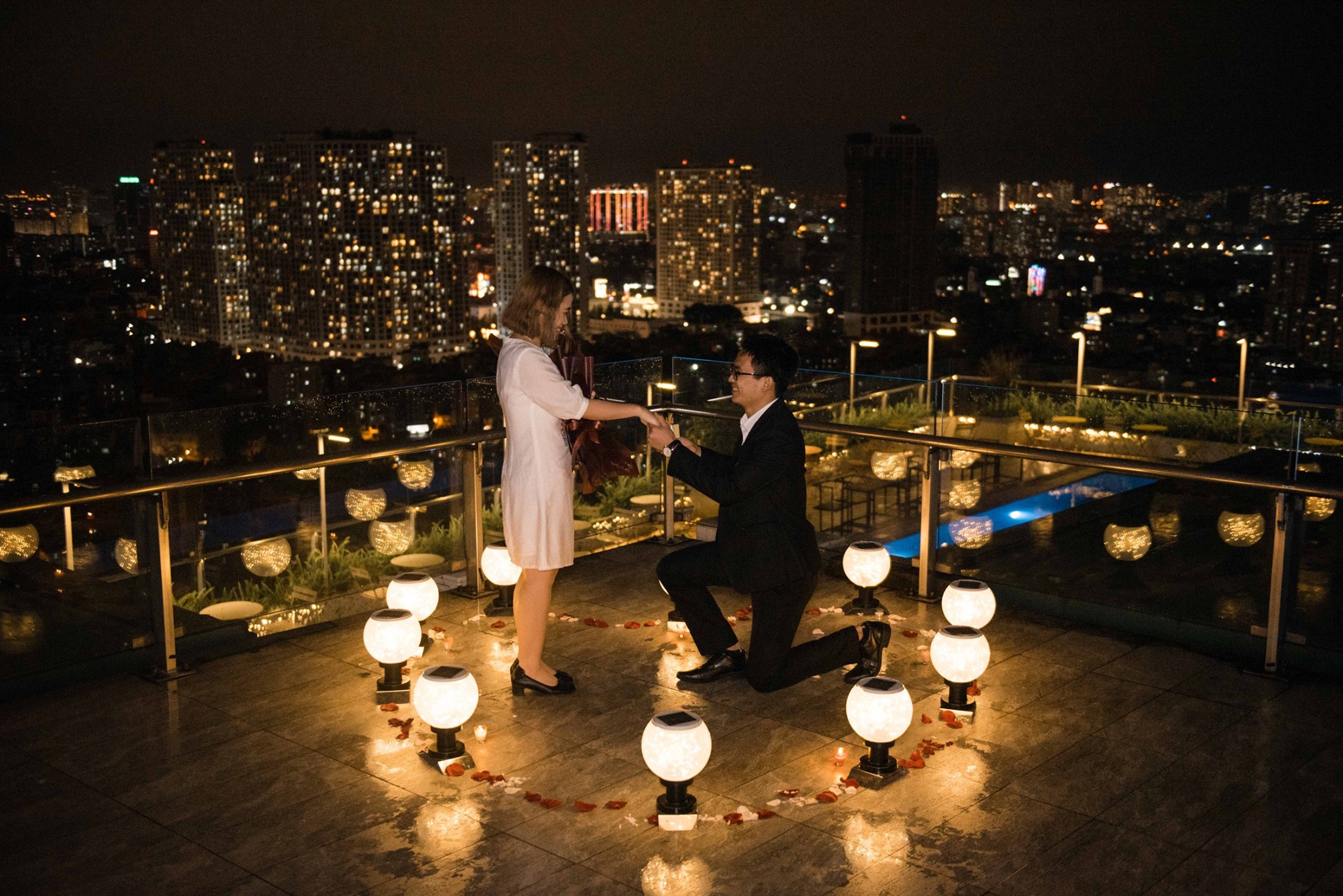 TRILL ROOFTOP CAFE & CHILL - 2 cơ sở, Hà Nội %page%