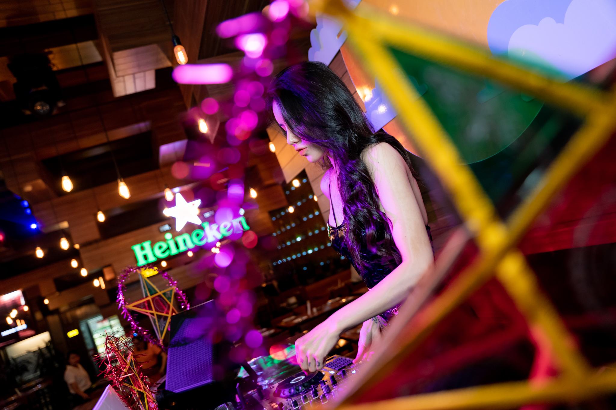 CHEERING BEER DINING & BAR - 2 Lý Thường Kiệt, Hà Nội | CHILL Vietnam