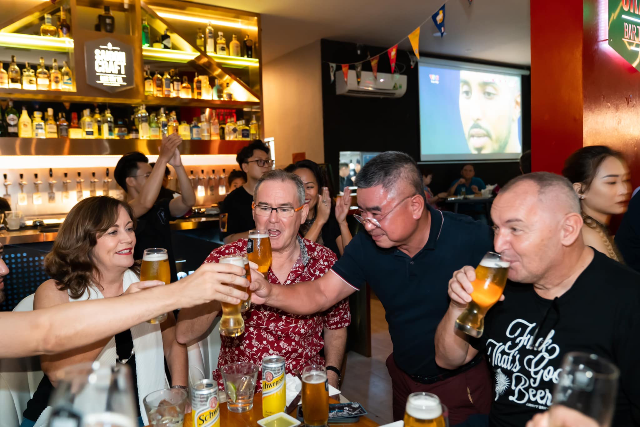 SAIGON CRAFT BAR AND GRILL - 68 Lý Long Tường, Quận 7 - CHILL Vietnam
