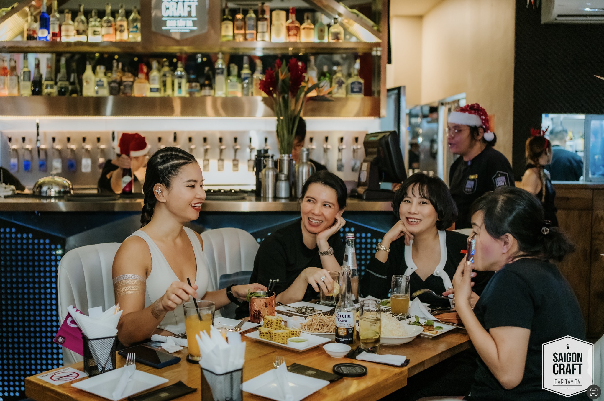 SAIGON CRAFT BAR AND GRILL - 68 Lý Long Tường, Quận 7 - CHILL Vietnam