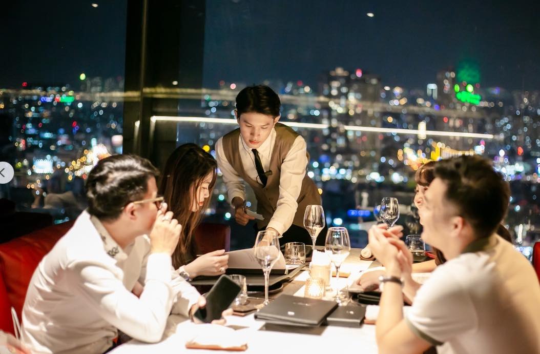 CHILL DINING - Grill & Seafood Oyster Bar | CHILL Vietnam